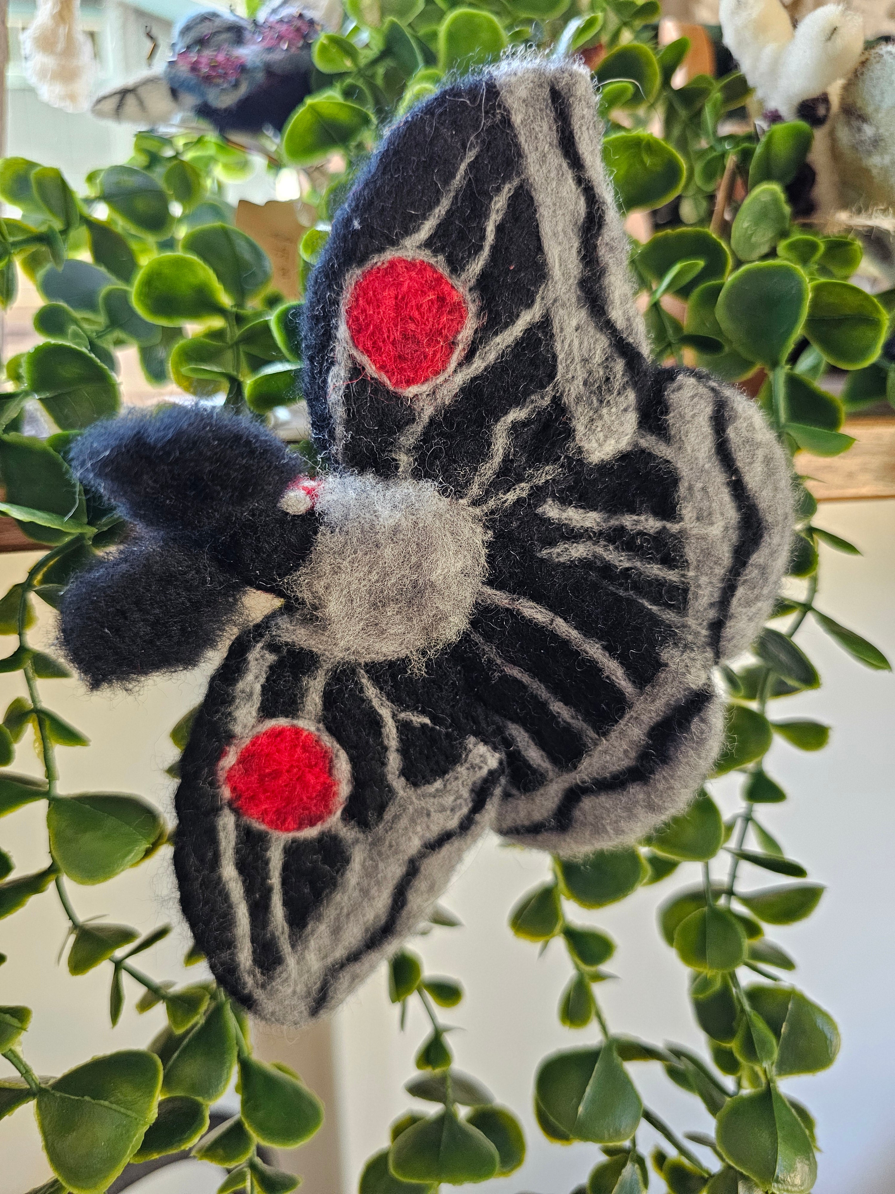 Felt Mothman – TwistedMoth Made
